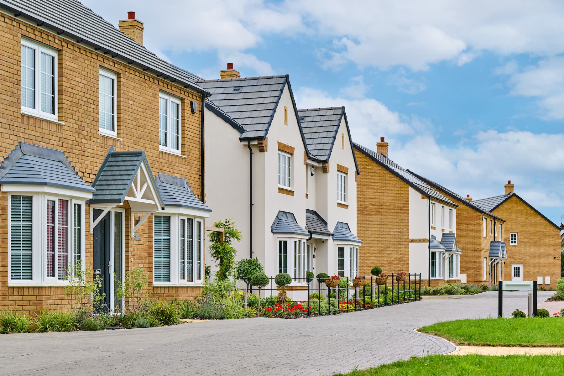 Register for updates about new homes at Colney Manor ‧ Taylor Wimpey