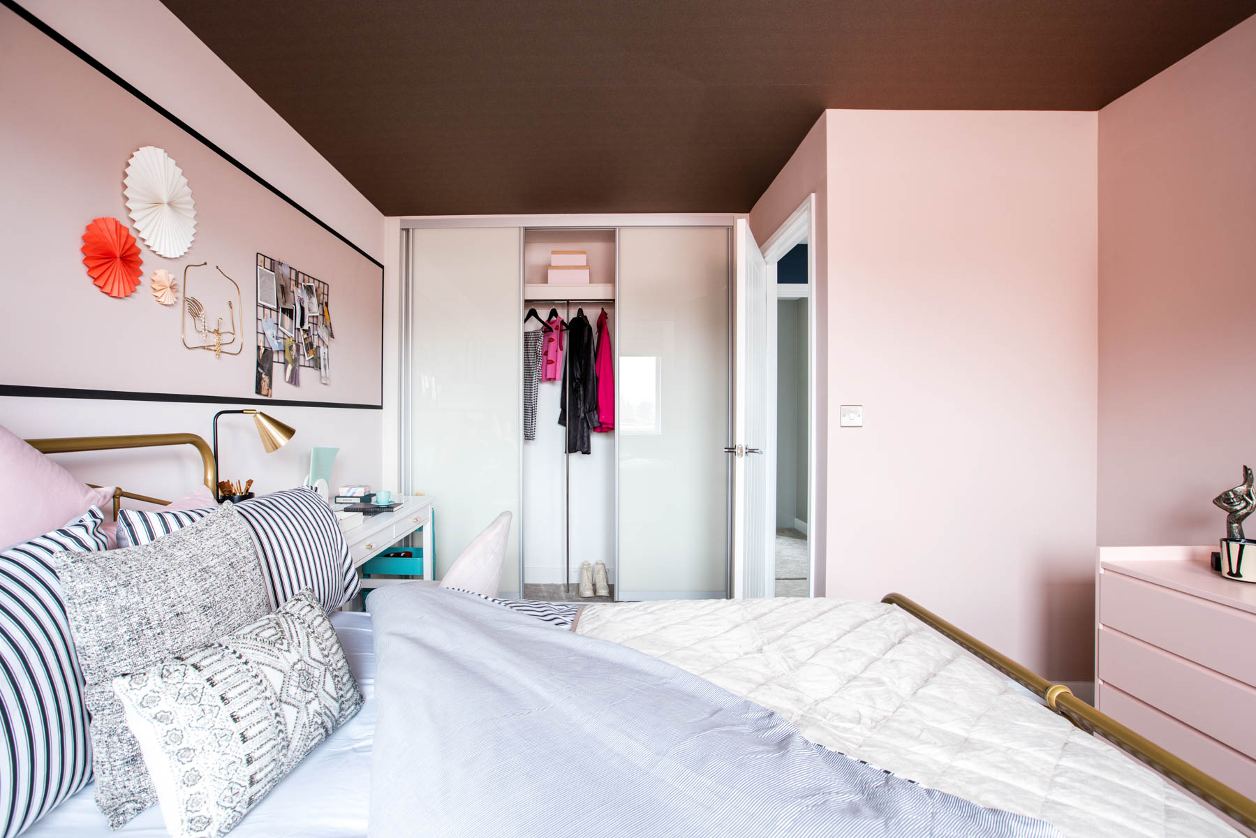 Plot 12 at Hadley Grange at Clipstone Park in Leighton Buzzard ‧ Taylor ...