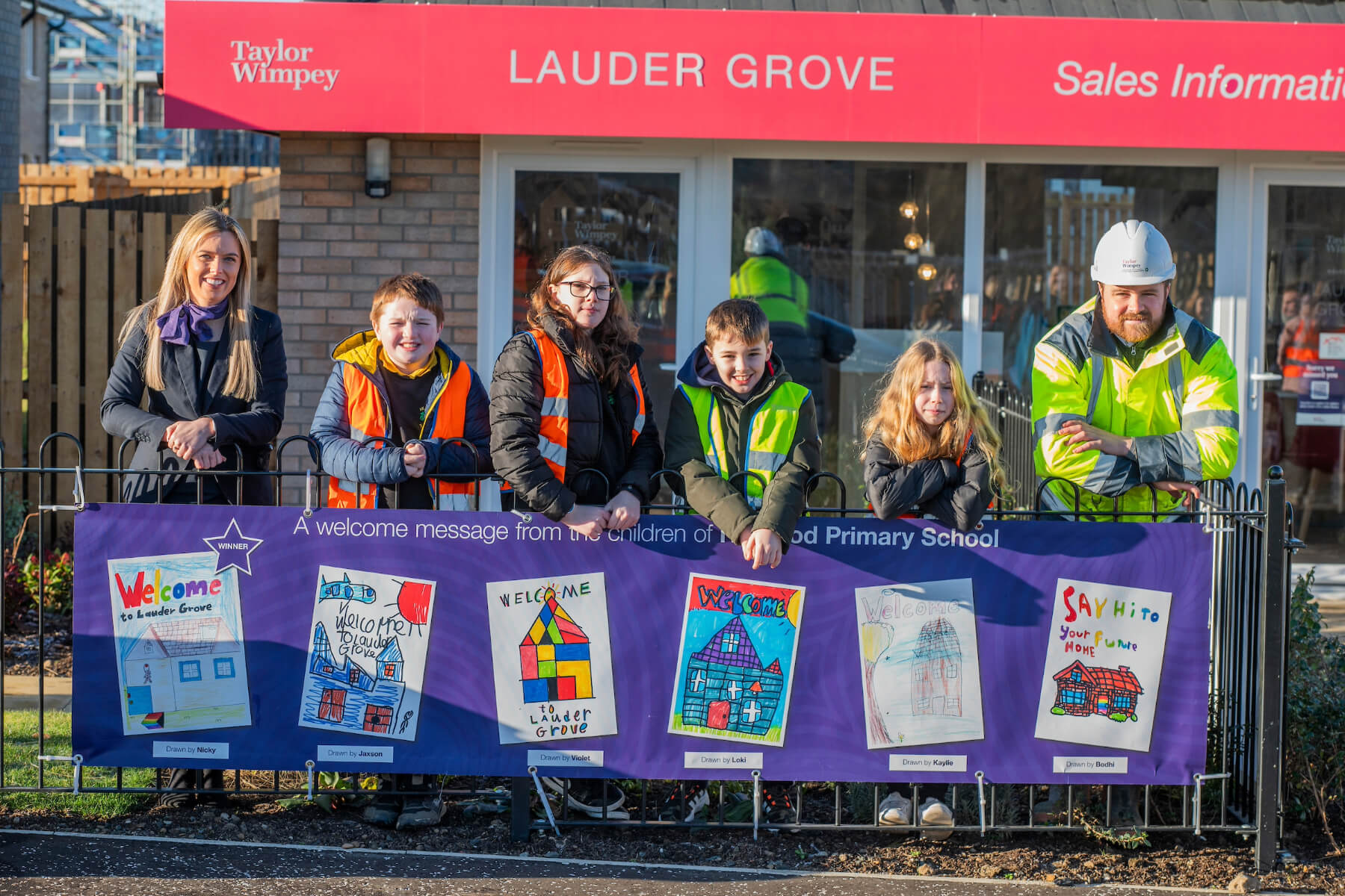 We fly the flag for a local primary school in Ratho Station ‧ Taylor Wimpey