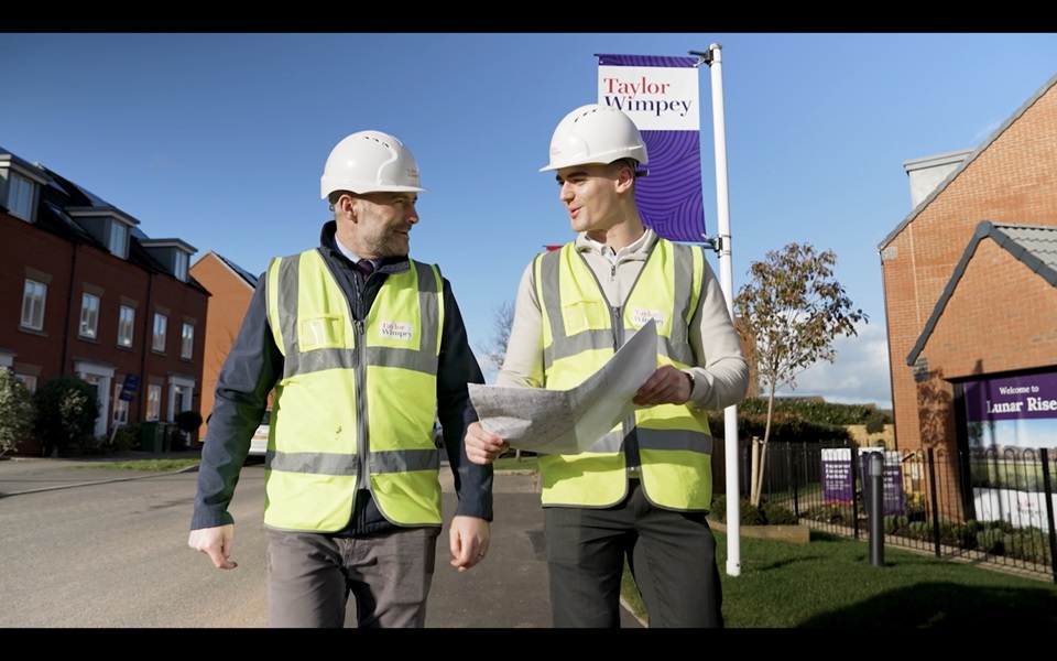 Lunar Rise ‧ New homes in Exeter ‧ Taylor Wimpey