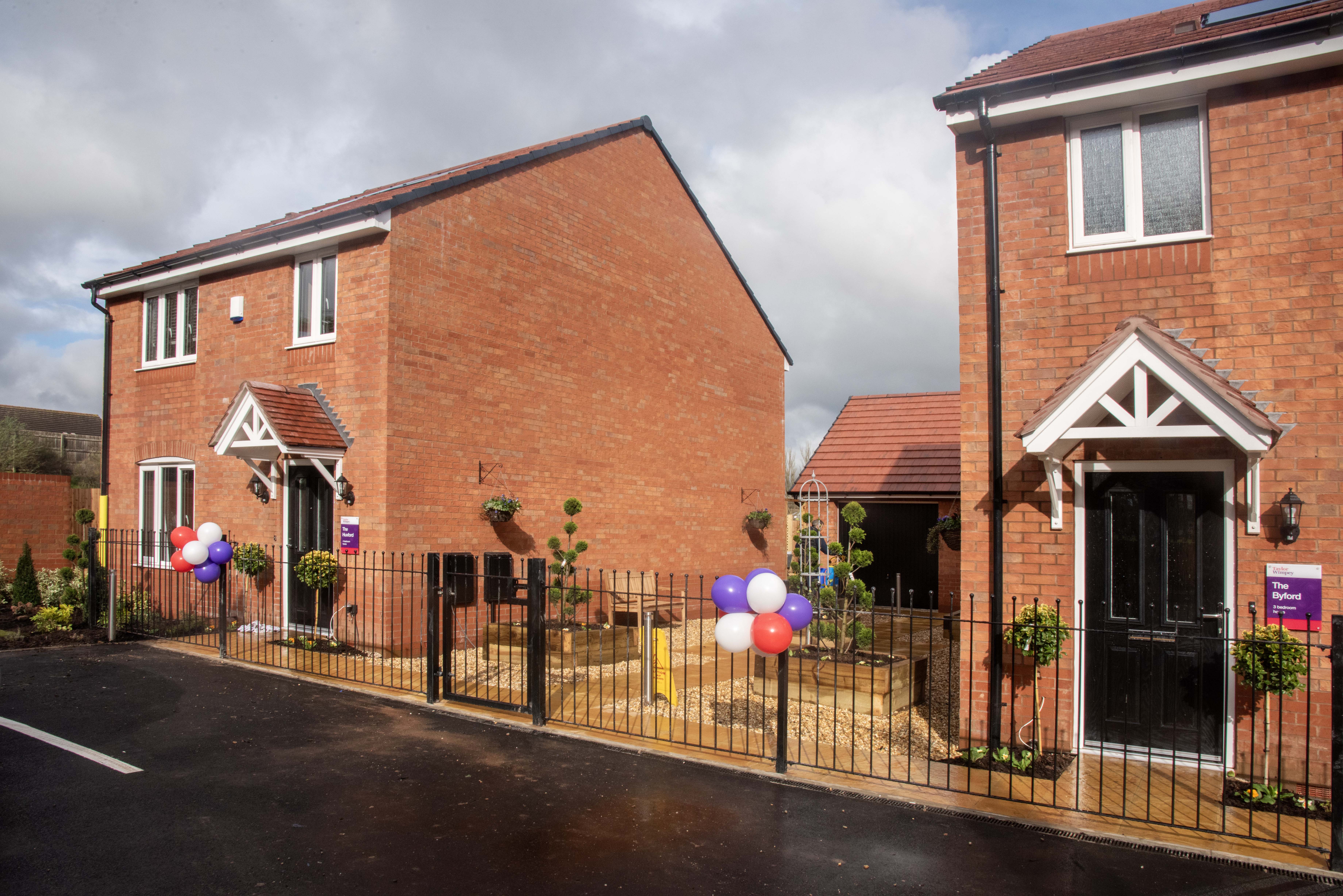 We open the door to a brand new development in Coventry ‧ Taylor Wimpey