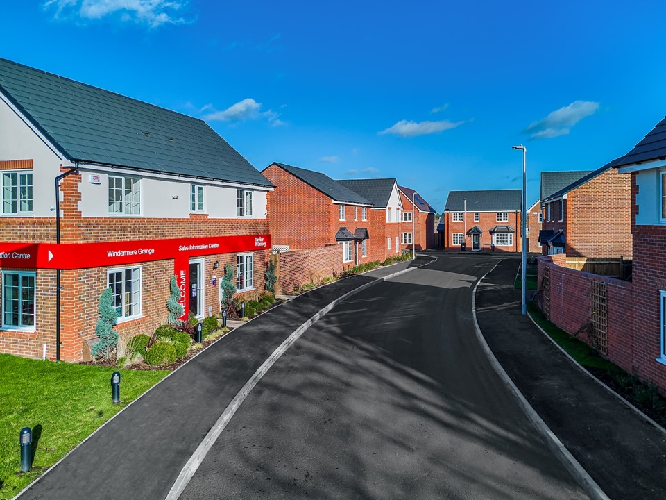 Sanders View at Perryfields ‧ New homes in Bromsgrove ‧ Taylor Wimpey