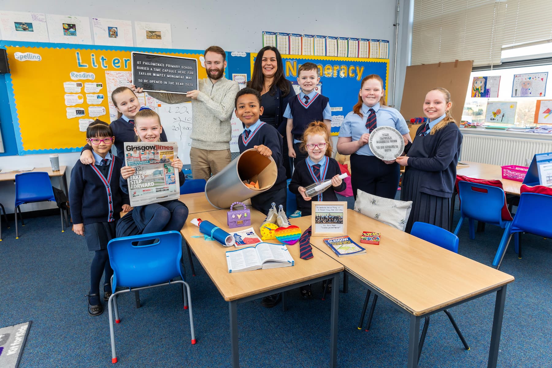 School pupils capture life now in time capsule challenge ‧ Taylor Wimpey