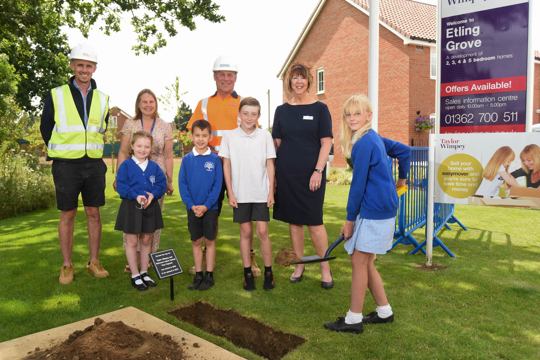 We invite local pupils to bury time capsule at Etling Grove development ...
