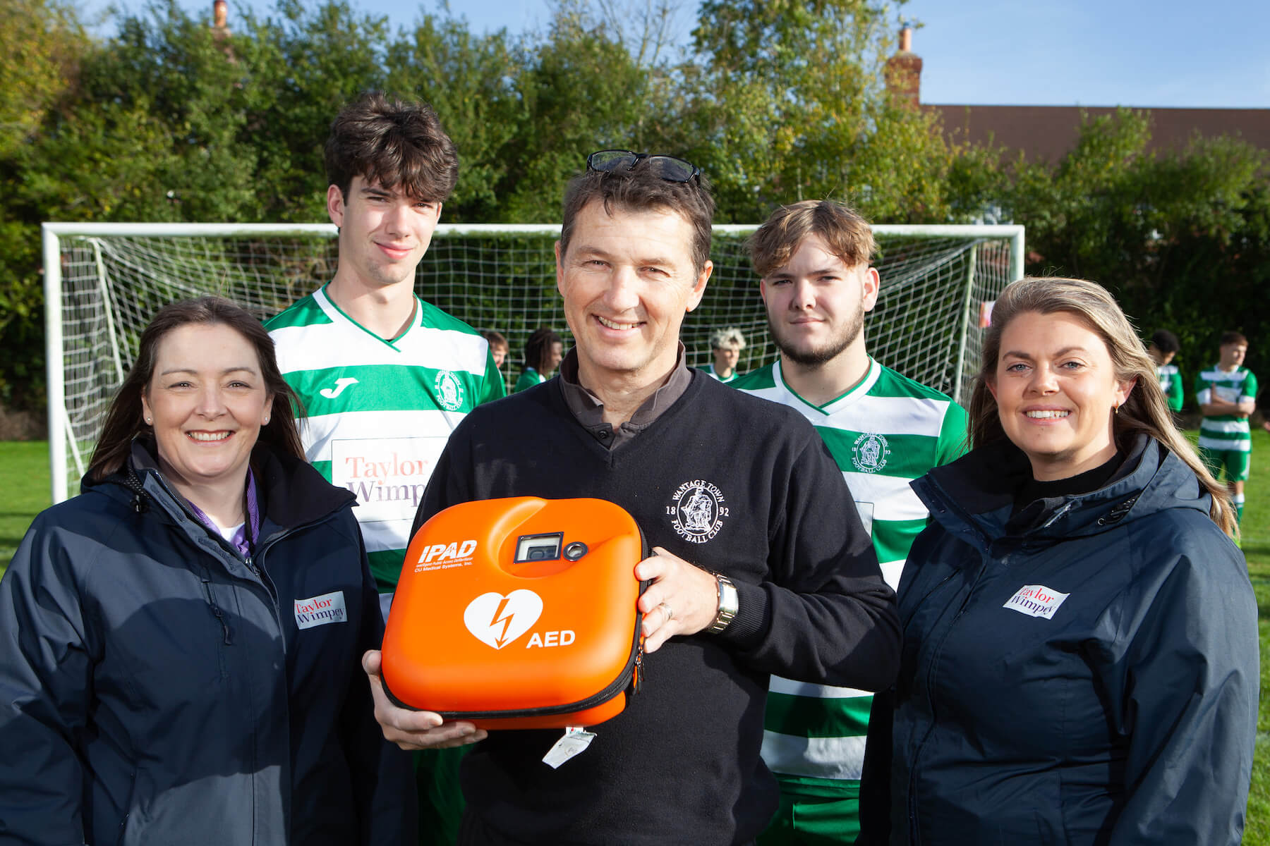 We show support for Wantage footballers ‧ Taylor Wimpey