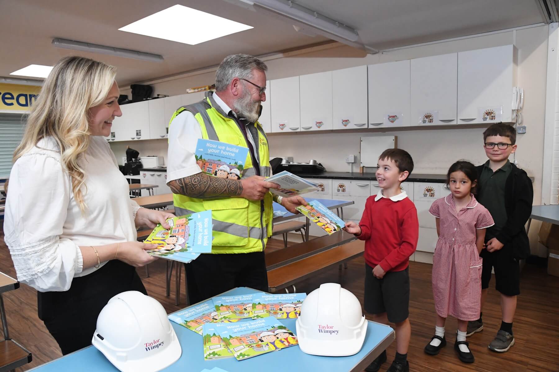 We deliver site safety talk at Barming school ‧ Taylor Wimpey