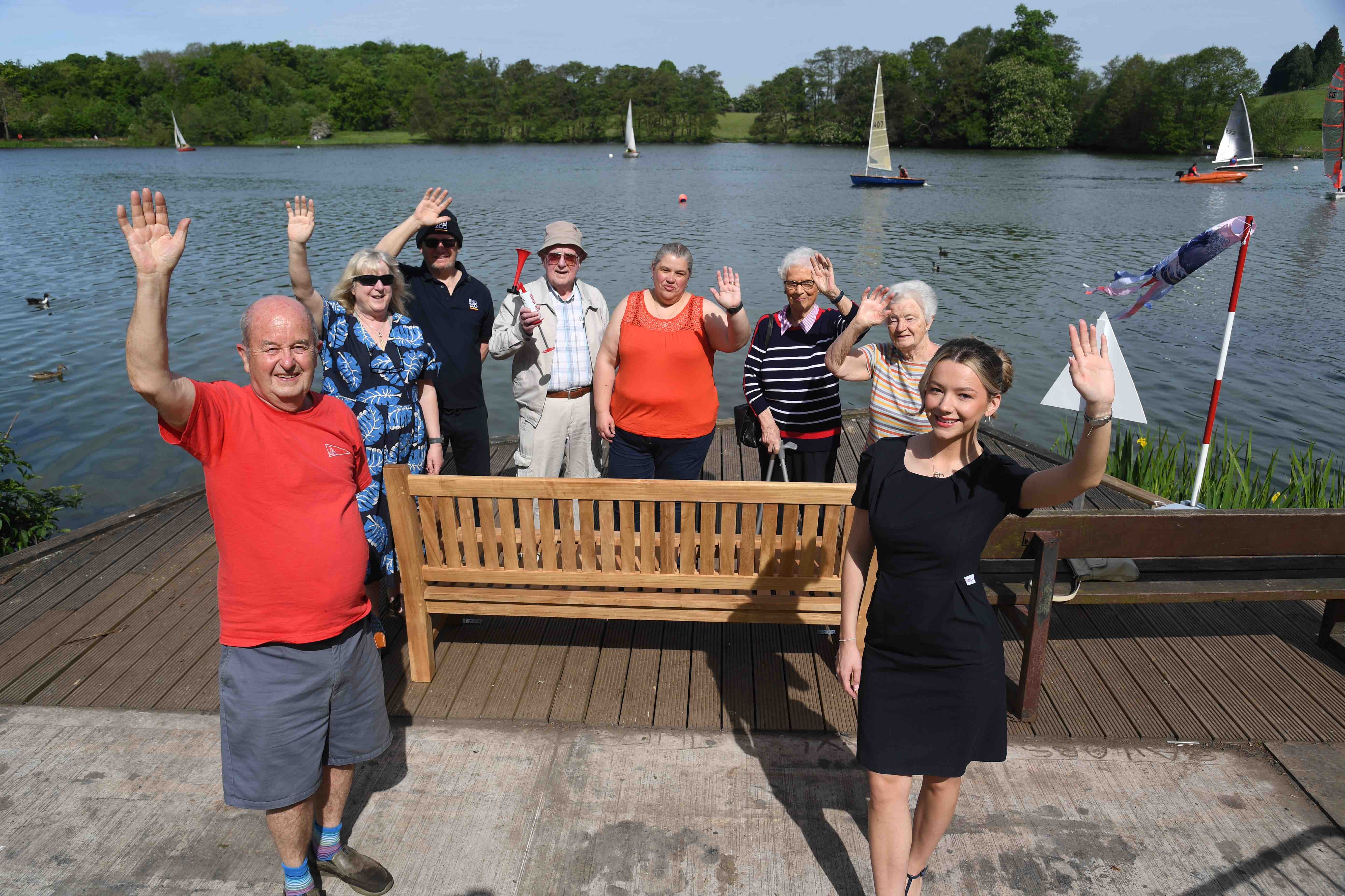 We deliver helping hand to Himley Hall Sailing Club ‧ Taylor Wimpey