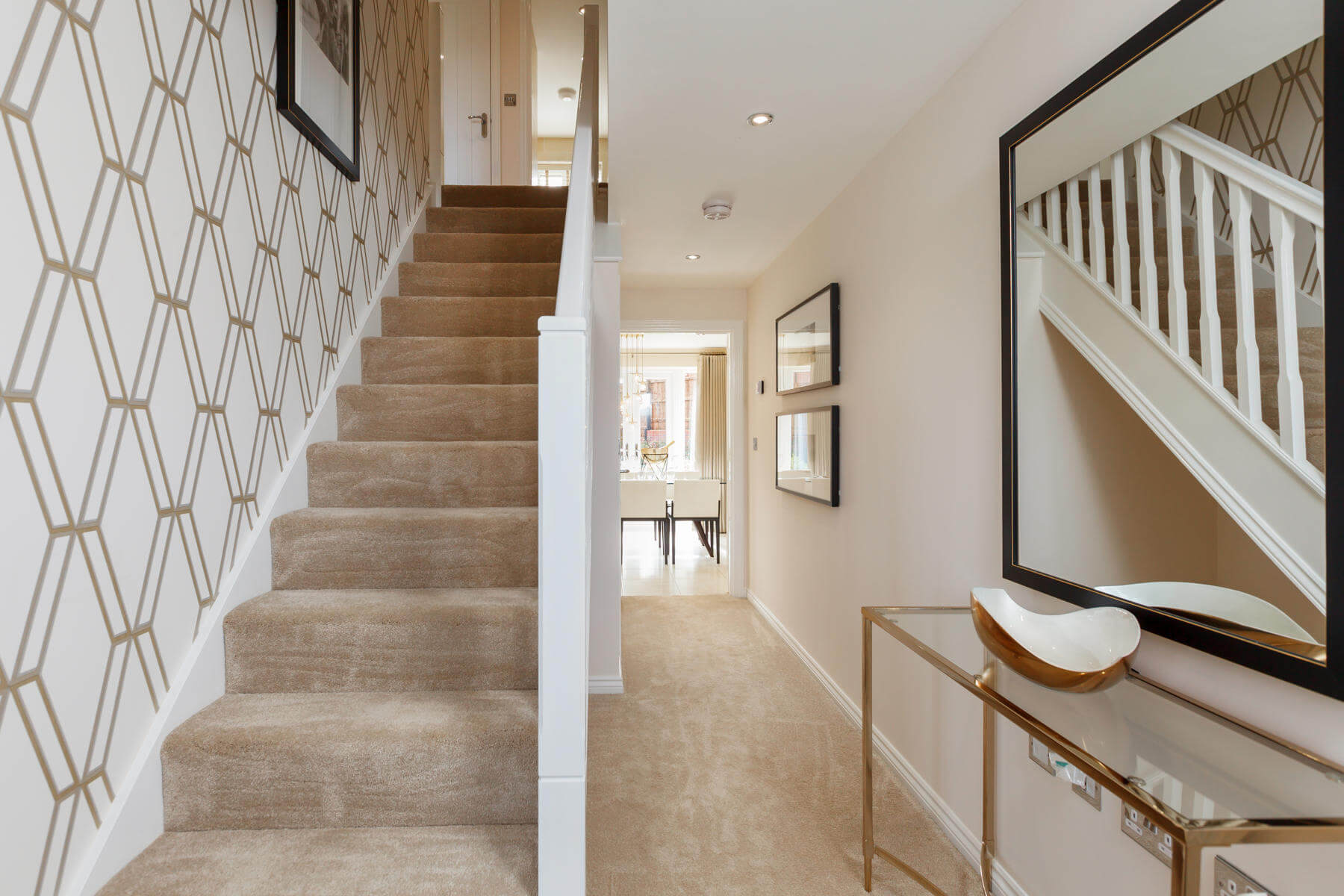 Get the show home Hallway look ‧ Taylor Wimpey