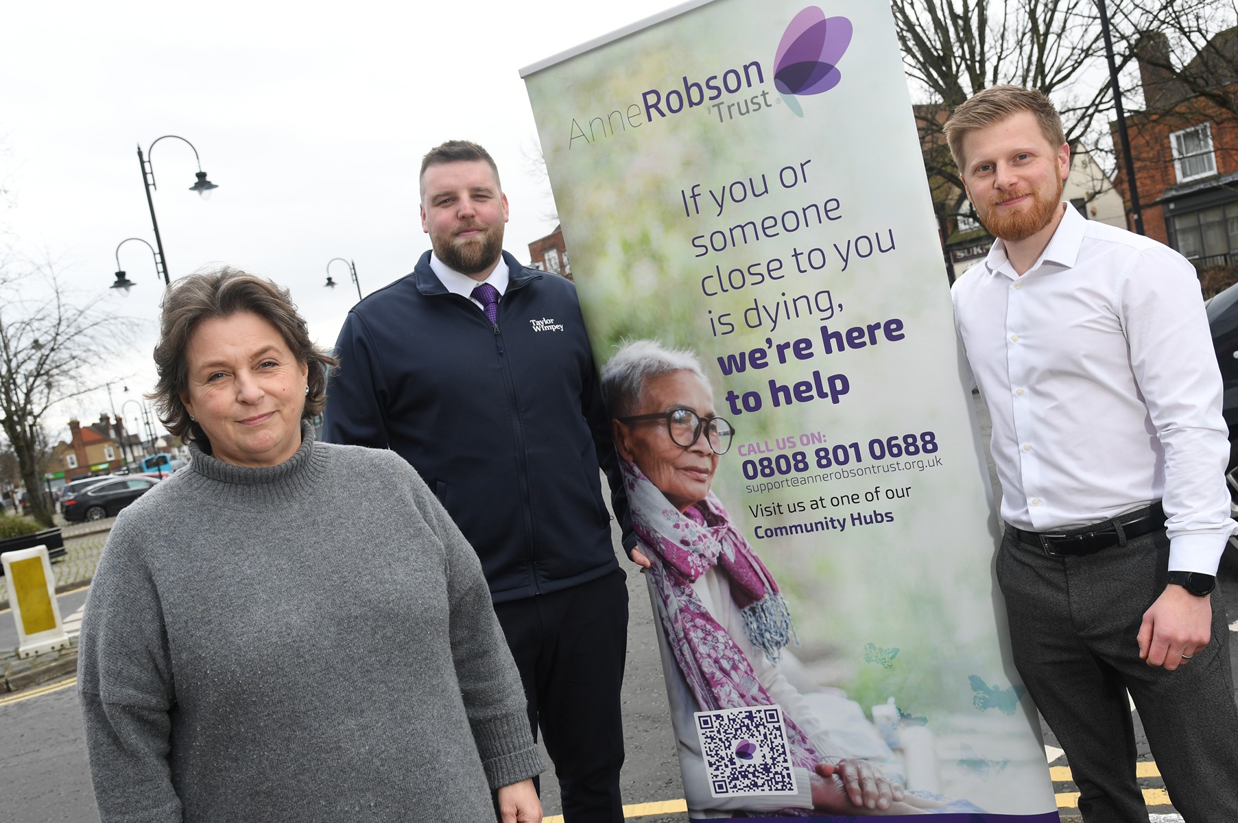 We award the Anne Robson Trust £1,000 prize ‧ Taylor Wimpey