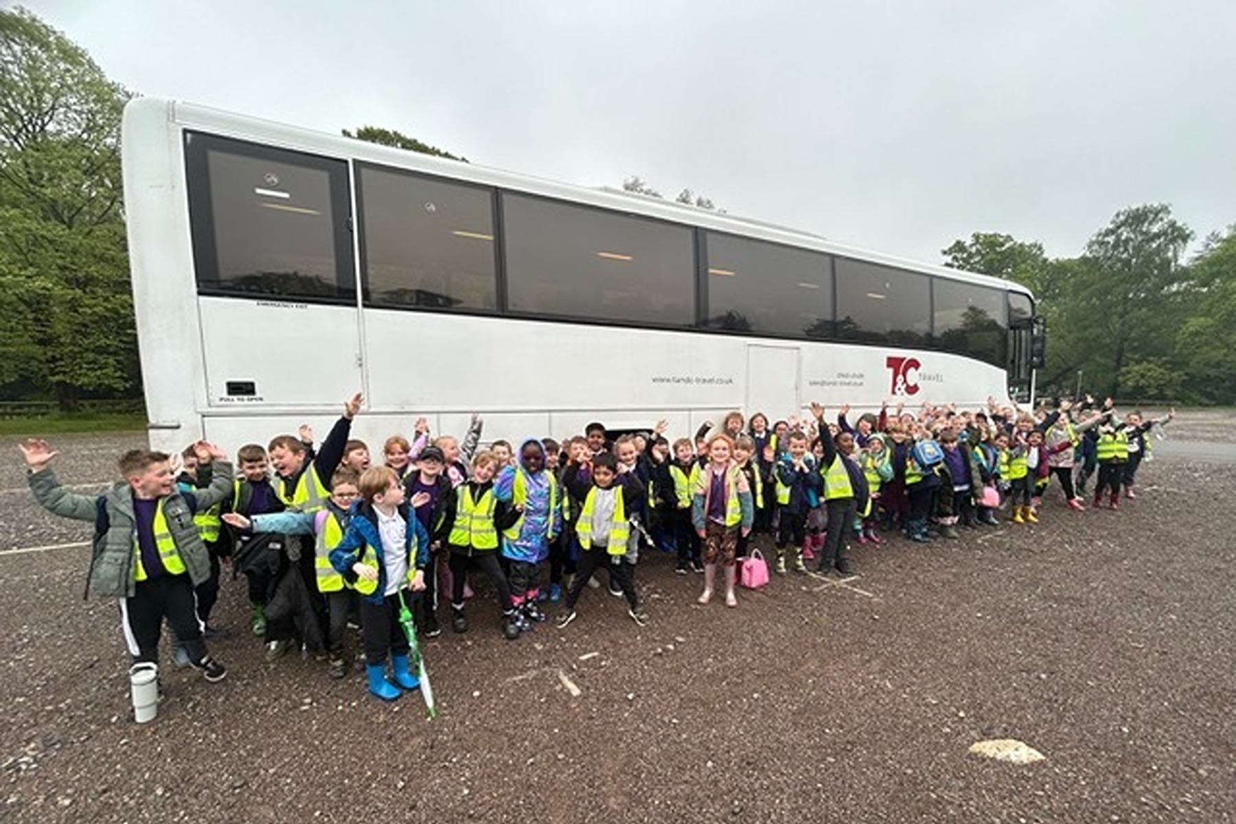 We Support Primary Forest Trip to Staunton Park ‧ Taylor Wimpey